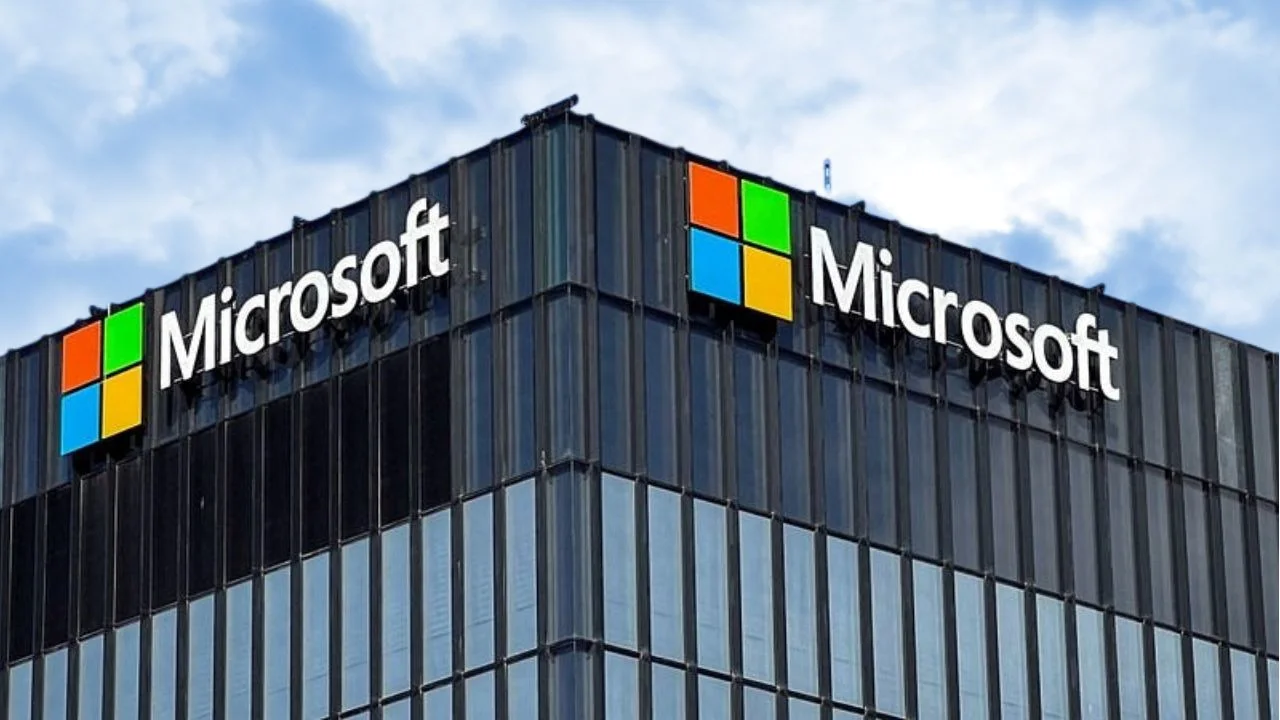 Microsoft’s exit from Pakistan reflects systemic, tech leadership ...